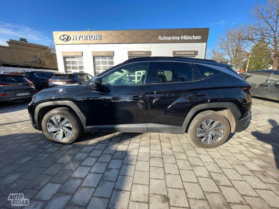 Black Hyundai Tucson 2020 in Kaunas, with an engine capacity of 1.60 L and mileage of 80 thousand km for 26908 €, photo 5 on AUTOMOTO.COM.LV