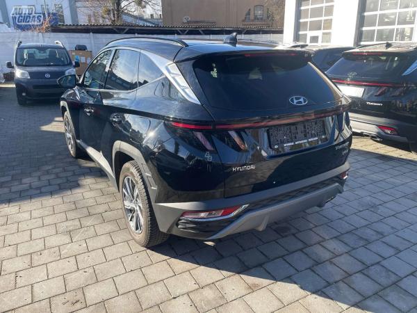Black Hyundai Tucson 2020 in Kaunas, with an engine capacity of 1.60 L and mileage of 80 thousand km for 26908 €, photo 6 on AUTOMOTO.COM.LV