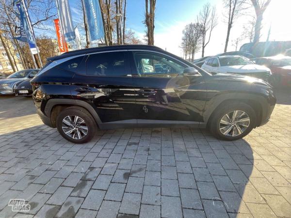 Black Hyundai Tucson 2020 in Kaunas, with an engine capacity of 1.60 L and mileage of 80 thousand km for 26908 €, photo 9 on AUTOMOTO.COM.LV