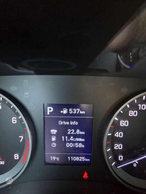 Black Hyundai Tucson 2020 in Vilnius, with an engine capacity of 1.59 L and mileage of 111 thousand km for 18300 €, photo 5 on AUTOMOTO.COM.LV