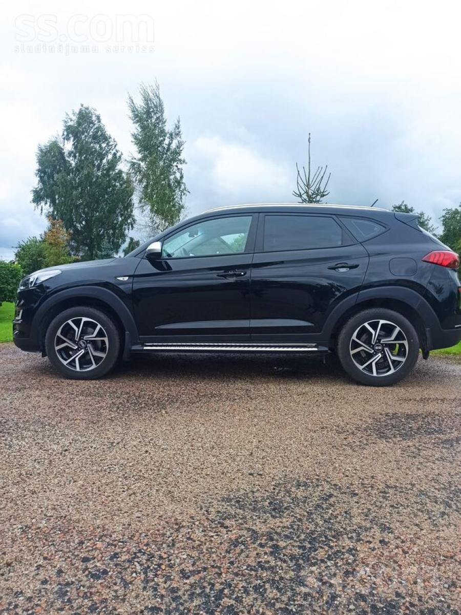 Melns Hyundai Tucson 2020 Saldus, ar dzinēja tilpumu 1.60 L un nobraukumu 50 tūkst. km par 14750 €, foto 3 vietnē AUTOMOTO.COM.LV