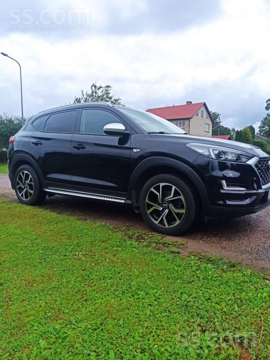 Melns Hyundai Tucson 2020 Saldus, ar dzinēja tilpumu 1.60 L un nobraukumu 50 tūkst. km par 14750 €, foto 4 vietnē AUTOMOTO.COM.LV
