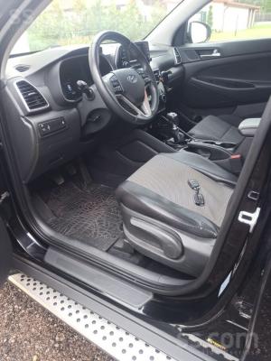 Melns Hyundai Tucson 2020 Saldus, ar dzinēja tilpumu 1.60 L un nobraukumu 50 tūkst. km par 14750 €, foto 7 vietnē AUTOMOTO.COM.LV