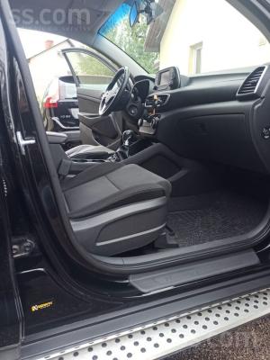 Melns Hyundai Tucson 2020 Saldus, ar dzinēja tilpumu 1.60 L un nobraukumu 50 tūkst. km par 14750 €, foto 15 vietnē AUTOMOTO.COM.LV