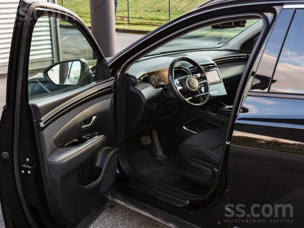 Melns Hyundai Tucson 2021 Rīga, ar dzinēja tilpumu 1.60 L un nobraukumu 93 tūkst. km par 20900 €, foto 11 vietnē AUTOMOTO.COM.LV