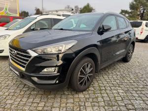 Black Hyundai Tucson 2021 in Kaunas, with an engine capacity of 1.60 L and mileage of 23 thousand km for 28053 €, photo  on AUTOMOTO.COM.LV