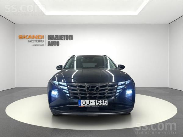 Melns Hyundai Tucson 2021 Rīga, ar dzinēja tilpumu 1.60 L un nobraukumu 93 tūkst. km par 23990 €, foto 2 vietnē AUTOMOTO.COM.LV