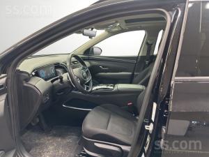 Melns Hyundai Tucson 2021 Rīga, ar dzinēja tilpumu 1.60 L un nobraukumu 93 tūkst. km par 23990 €, foto 11 vietnē AUTOMOTO.COM.LV