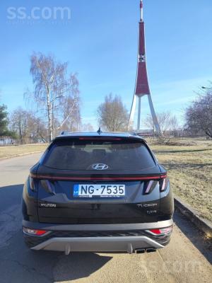 Melns Hyundai Tucson 2021 Rīga, ar dzinēja tilpumu 1.60 L un nobraukumu 70 tūkst. km par 23250 €, foto 5 vietnē AUTOMOTO.COM.LV
