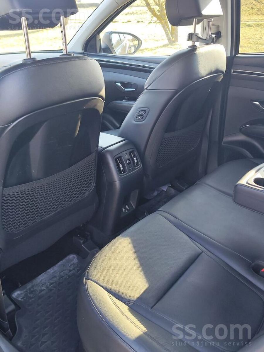 Melns Hyundai Tucson 2021 Rīga, ar dzinēja tilpumu 1.60 L un nobraukumu 70 tūkst. km par 23250 €, foto 9 vietnē AUTOMOTO.COM.LV