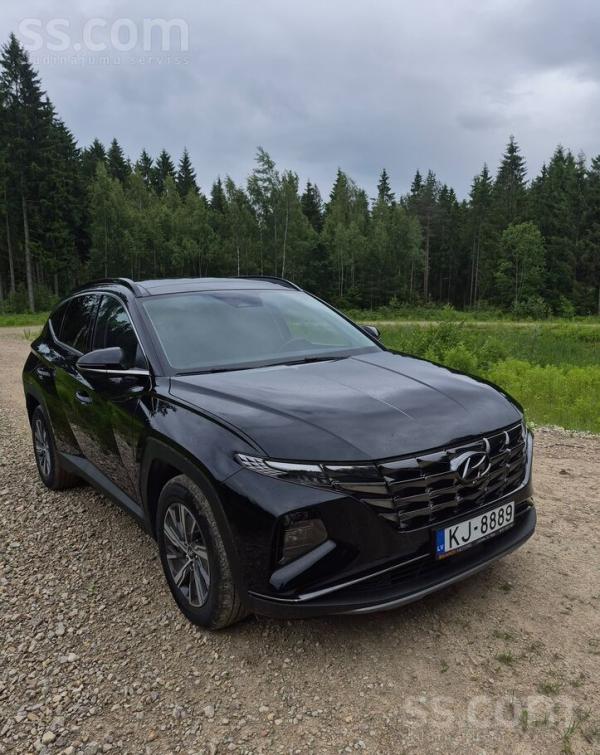 Melns Hyundai Tucson 2021 Rīga, ar dzinēja tilpumu 1.60 L un nobraukumu 91 tūkst. km par 21999 €, foto 1 vietnē AUTOMOTO.COM.LV