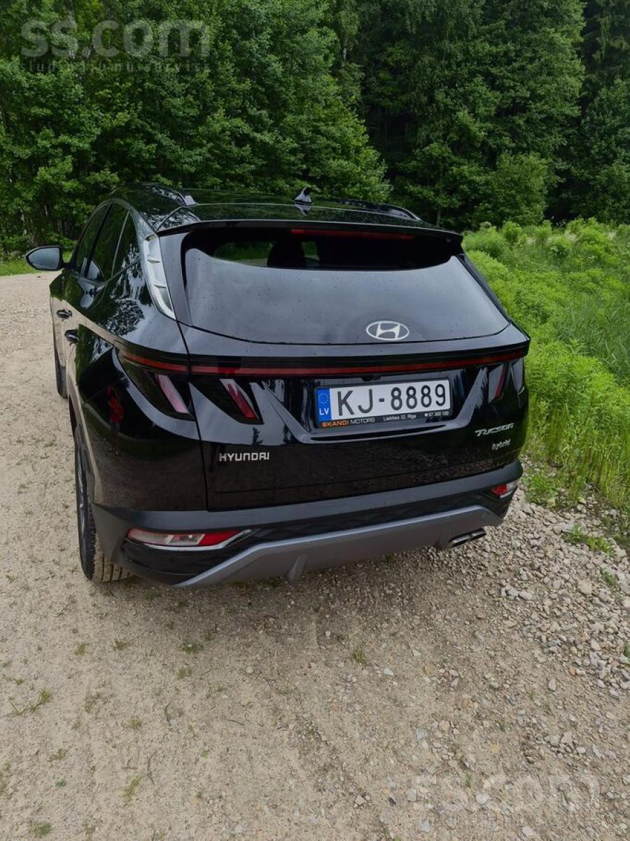 Melns Hyundai Tucson 2021 Rīga, ar dzinēja tilpumu 1.60 L un nobraukumu 91 tūkst. km par 21999 €, foto 4 vietnē AUTOMOTO.COM.LV