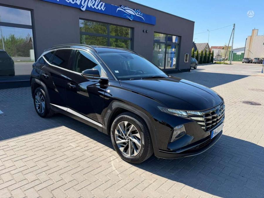 Melns Hyundai Tucson 2021 Tauragė, ar dzinēja tilpumu 1.60 L un nobraukumu 238 tūkst. km par 16400 €, foto 3 vietnē AUTOMOTO.COM.LV