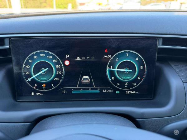 Black Hyundai Tucson 2021 in Taurage, with an engine capacity of 1.60 L and mileage of 238 thousand km for 16400 €, photo 6 on AUTOMOTO.COM.LV