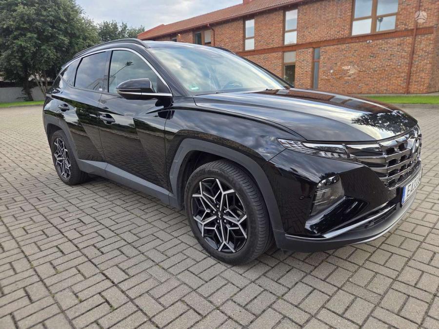 Melns Hyundai Tucson 2021 Marijampole, ar dzinēja tilpumu 1.60 L un nobraukumu 50 tūkst. km par 28900 €, foto 3 vietnē AUTOMOTO.COM.LV