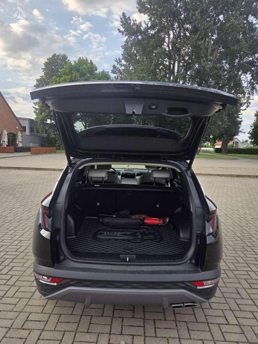 Melns Hyundai Tucson 2021 Marijampole, ar dzinēja tilpumu 1.60 L un nobraukumu 50 tūkst. km par 28900 €, foto 8 vietnē AUTOMOTO.COM.LV