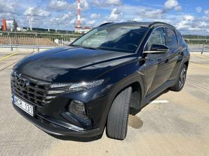 Black Hyundai Tucson 2021 in Vilnius, with an engine capacity of 1.60 L and mileage of 83 thousand km for 25400 €, photo 5 on AUTOMOTO.COM.LV