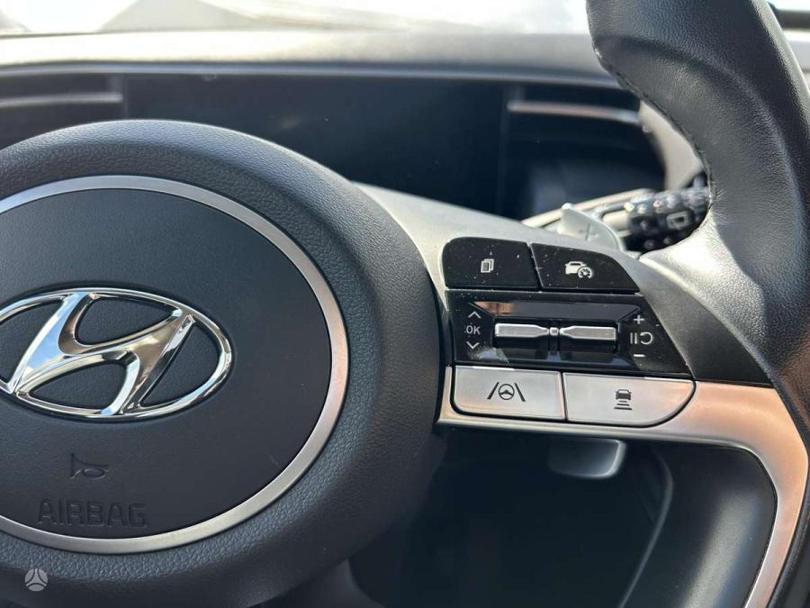 Black Hyundai Tucson 2021 in Vilnius, with an engine capacity of 1.60 L and mileage of 83 thousand km for 25400 €, photo 14 on AUTOMOTO.COM.LV