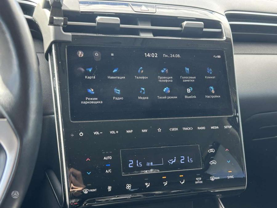Black Hyundai Tucson 2021 in Vilnius, with an engine capacity of 1.60 L and mileage of 83 thousand km for 25400 €, photo 17 on AUTOMOTO.COM.LV
