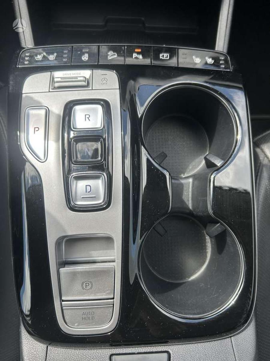 Black Hyundai Tucson 2021 in Vilnius, with an engine capacity of 1.60 L and mileage of 83 thousand km for 25400 €, photo 19 on AUTOMOTO.COM.LV