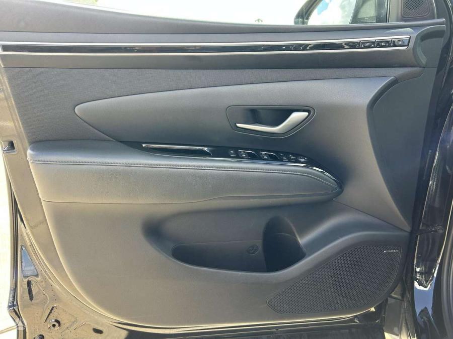 Black Hyundai Tucson 2021 in Vilnius, with an engine capacity of 1.60 L and mileage of 83 thousand km for 25400 €, photo 22 on AUTOMOTO.COM.LV
