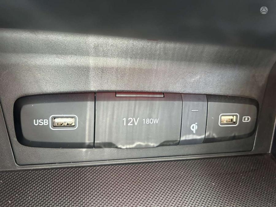 Black Hyundai Tucson 2021 in Vilnius, with an engine capacity of 1.60 L and mileage of 83 thousand km for 25400 €, photo 28 on AUTOMOTO.COM.LV