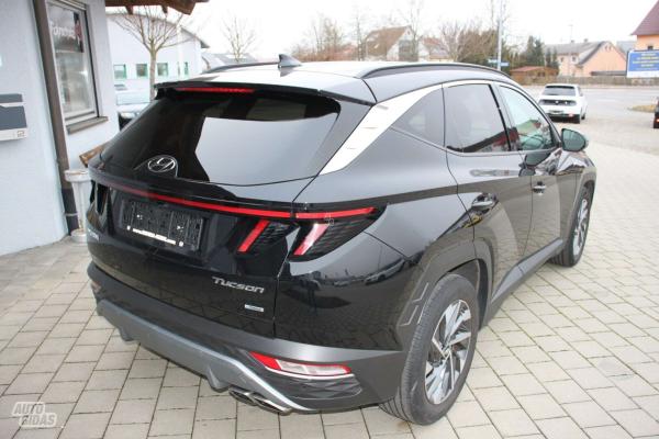 Black Hyundai Tucson 2022 in Kaunas, with an engine capacity of 0.00 L and mileage of 40 thousand km for 30125 €, photo 4 on AUTOMOTO.COM.LV