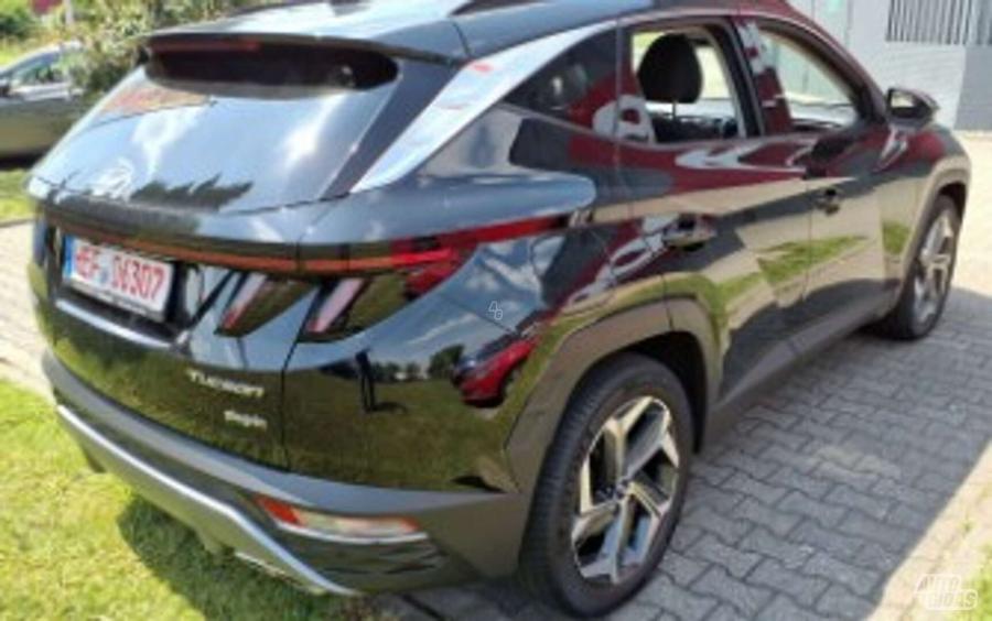 Melns Hyundai Tucson 2022 Kauņa, ar dzinēja tilpumu 1.60 L un nobraukumu 48 tūkst. km par 26386 €, foto 2 vietnē AUTOMOTO.COM.LV