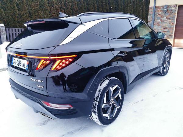 Black Hyundai Tucson 2022 in Kaunas, with an engine capacity of 1.60 L and mileage of 151 thousand km for 23900 €, photo 6 on AUTOMOTO.COM.LV