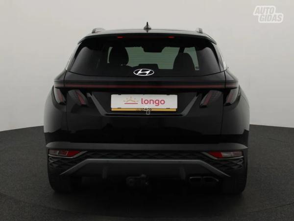 Black Hyundai Tucson 2022 in Vilnius, with an engine capacity of 1.60 L and mileage of 161 thousand km for 22299 €, photo 5 on AUTOMOTO.COM.LV