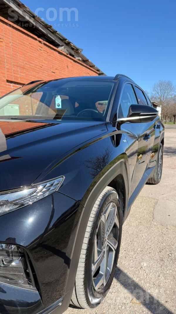 Black Hyundai Tucson 2022 in Liepaja, with an engine capacity of 1.50 L and mileage of 73 thousand km for 26000 €, photo 5 on AUTOMOTO.COM.LV