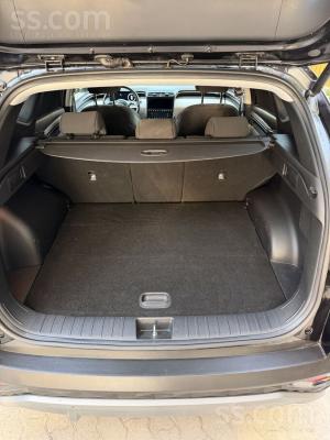 Black Hyundai Tucson 2022 in Riga, with an engine capacity of 1.60 L and mileage of 63 thousand km for 23000 €, photo 23 on AUTOMOTO.COM.LV
