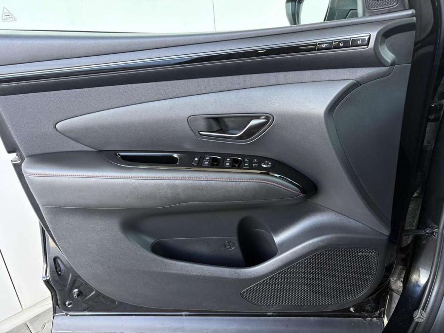 Melns Hyundai Tucson 2022 Viļņa, ar dzinēja tilpumu 1.60 L un nobraukumu 117 tūkst. km par 27000 €, foto 20 vietnē AUTOMOTO.COM.LV