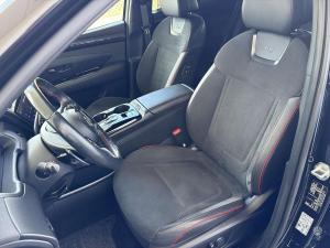 Melns Hyundai Tucson 2022 Viļņa, ar dzinēja tilpumu 1.60 L un nobraukumu 117 tūkst. km par 27000 €, foto 24 vietnē AUTOMOTO.COM.LV