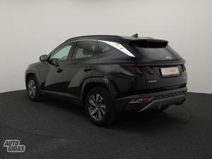 Black Hyundai Tucson 2023 in Vilnius, with an engine capacity of 1.60 L and mileage of 129 thousand km for 23199 €, photo 7 on AUTOMOTO.COM.LV