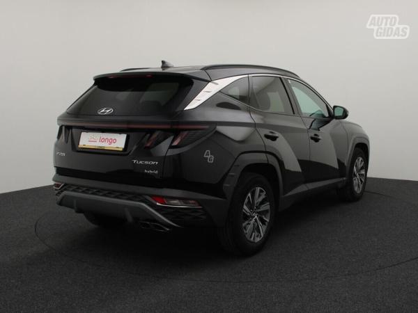 Black Hyundai Tucson 2023 in Vilnius, with an engine capacity of 1.60 L and mileage of 129 thousand km for 23199 €, photo 8 on AUTOMOTO.COM.LV