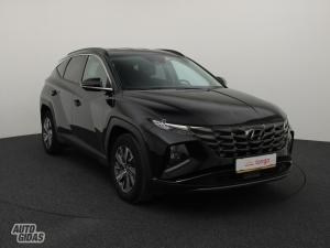 Black Hyundai Tucson 2023 in Vilnius, with an engine capacity of 1.60 L and mileage of 129 thousand km for 23199 €, photo 10 on AUTOMOTO.COM.LV
