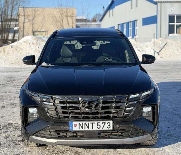 Black Hyundai Tucson 2023 in Taurage, with an engine capacity of 1.60 L and mileage of 88 thousand km for 22800 €, photo 3 on AUTOMOTO.COM.LV