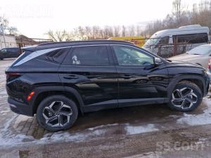 Melns Hyundai Tucson 2023 Rīga, ar dzinēja tilpumu 2.50 L un nobraukumu 30 tūkst. km par 25500 €, foto  vietnē AUTOMOTO.COM.LV