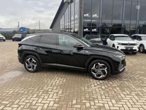 Black Hyundai Tucson 2023 in Taurage, with an engine capacity of 1.60 L and mileage of 114 thousand km for 17900 €, photo 3 on AUTOMOTO.COM.LV