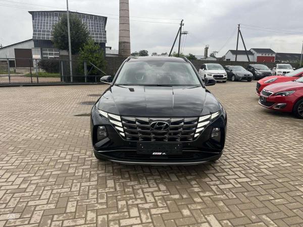 Black Hyundai Tucson 2023 in Taurage, with an engine capacity of 1.60 L and mileage of 114 thousand km for 17900 €, photo 9 on AUTOMOTO.COM.LV