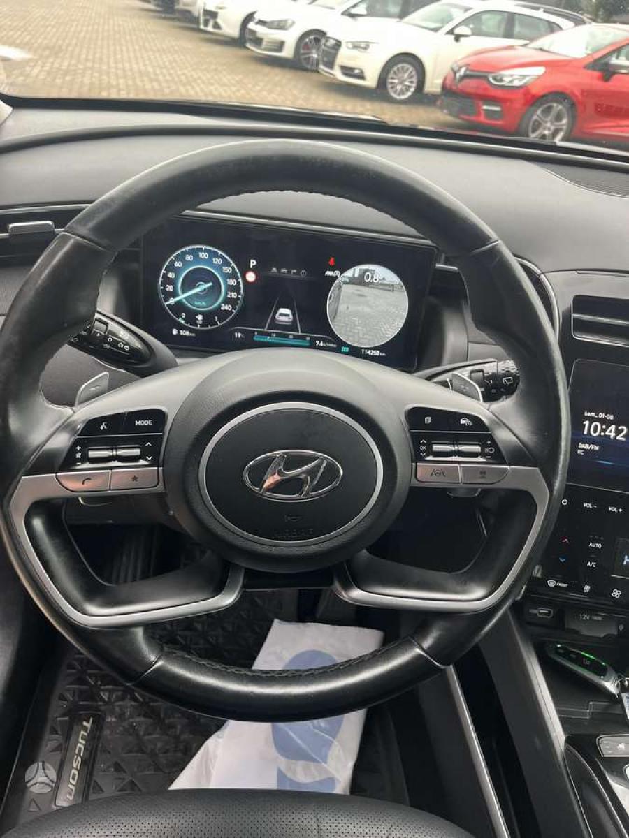 Black Hyundai Tucson 2023 in Taurage, with an engine capacity of 1.60 L and mileage of 114 thousand km for 17900 €, photo 24 on AUTOMOTO.COM.LV