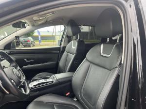 Black Hyundai Tucson 2023 in Taurage, with an engine capacity of 1.60 L and mileage of 114 thousand km for 17900 €, photo 25 on AUTOMOTO.COM.LV