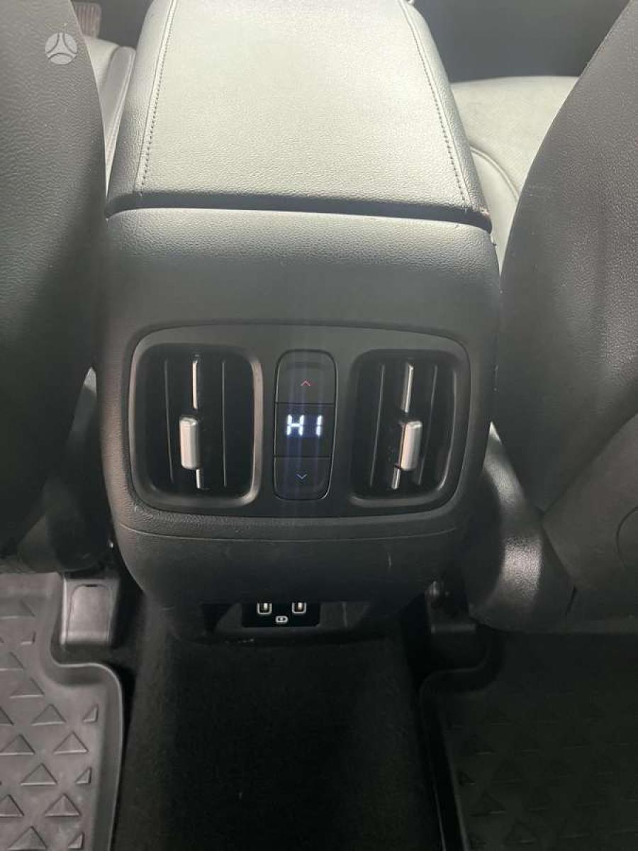 Black Hyundai Tucson 2023 in Taurage, with an engine capacity of 1.60 L and mileage of 114 thousand km for 17900 €, photo 29 on AUTOMOTO.COM.LV