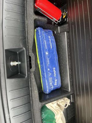 Black Hyundai Tucson 2023 in Taurage, with an engine capacity of 1.60 L and mileage of 114 thousand km for 17900 €, photo 34 on AUTOMOTO.COM.LV
