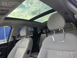 Black Hyundai Tucson 2023 in Riga, with an engine capacity of 1.60 L and mileage of 37 thousand km for 27490 €, photo 7 on AUTOMOTO.COM.LV