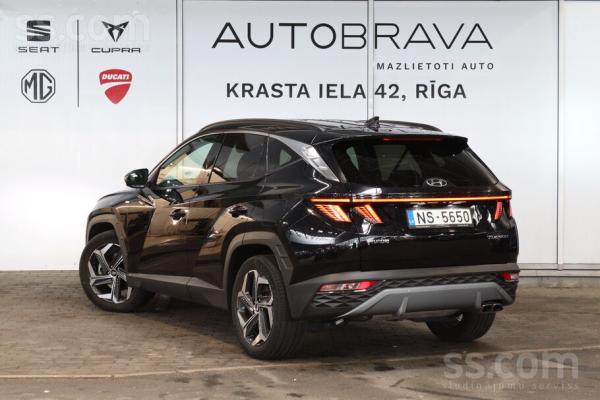 Melns Hyundai Tucson 2023 Rīga, ar dzinēja tilpumu 1.60 L un nobraukumu 17 tūkst. km par 25490 €, foto 9 vietnē AUTOMOTO.COM.LV