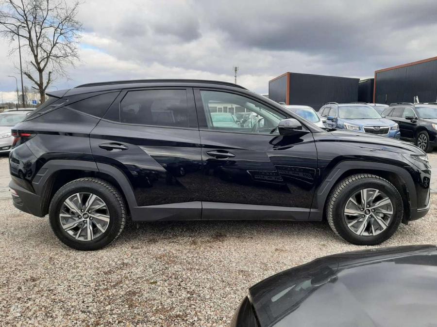 Melns Hyundai Tucson 2024 Kauņa, ar dzinēja tilpumu 1.60 L un nobraukumu 7 tūkst. km par 24900 €, foto 7 vietnē AUTOMOTO.COM.LV