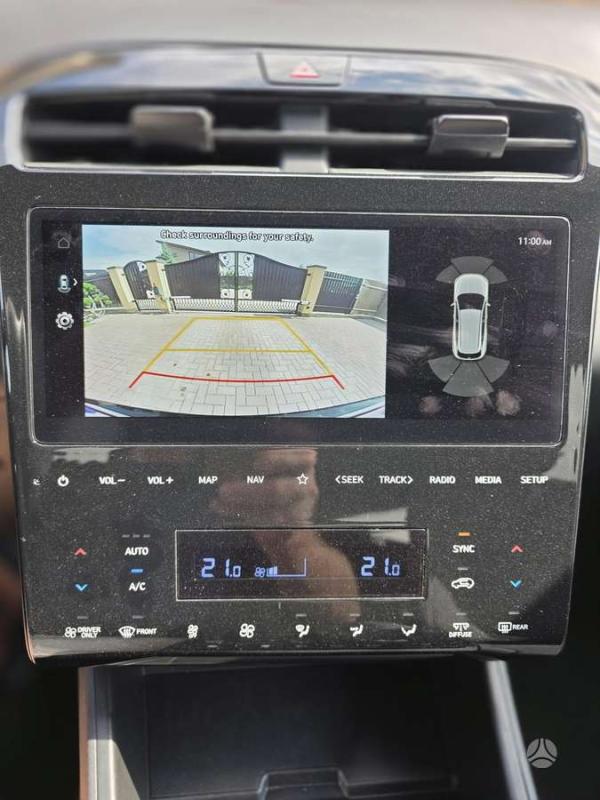 Black Hyundai Tucson 2024 in Siauliai, with an engine capacity of 1.60 L and mileage of 83 thousand km for 25700 €, photo 8 on AUTOMOTO.COM.LV