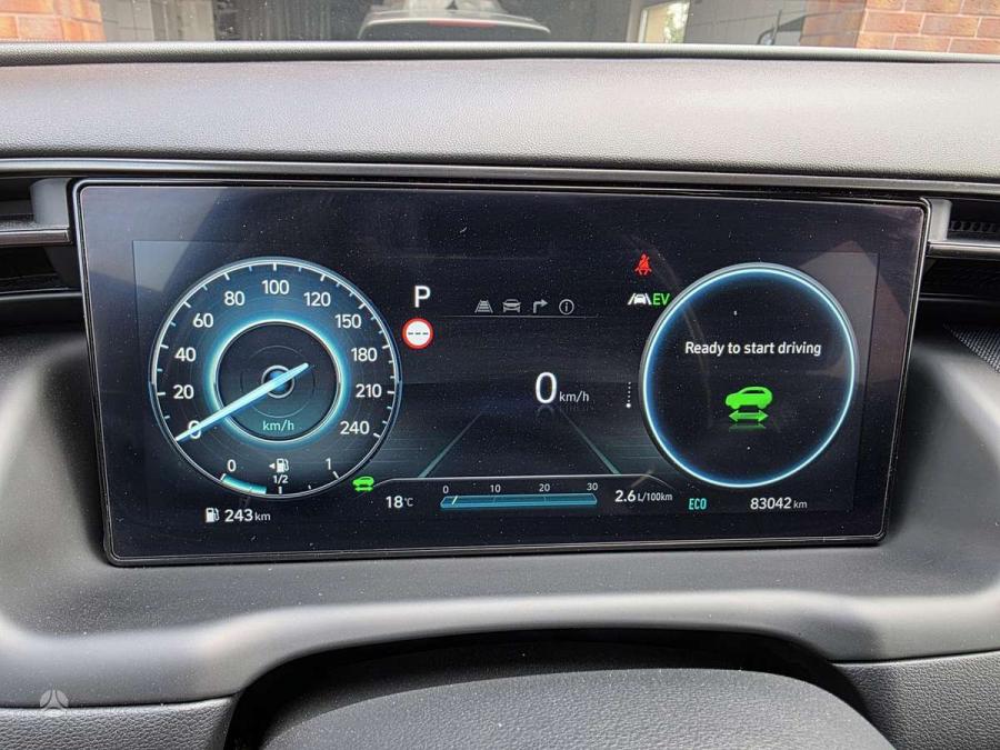 Black Hyundai Tucson 2024 in Siauliai, with an engine capacity of 1.60 L and mileage of 83 thousand km for 25700 €, photo 16 on AUTOMOTO.COM.LV